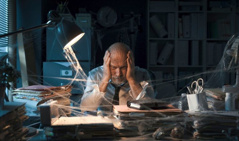 Downsides of Being Outdated With the Latest Amazon FBA News - SellerBites